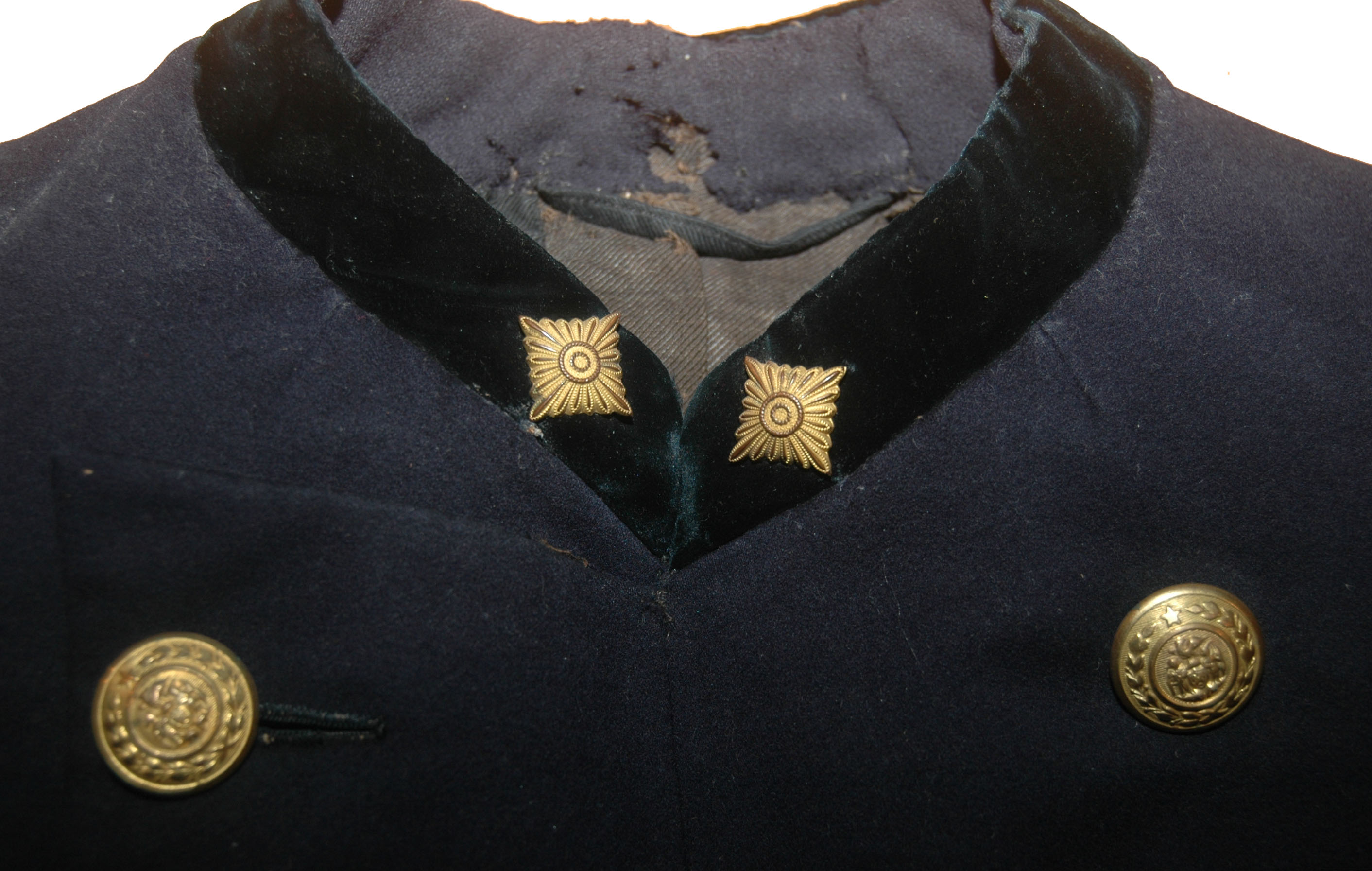 Sell Your Vintage Chief NYPD Police Uniform at Nate D. Sanders Auctions